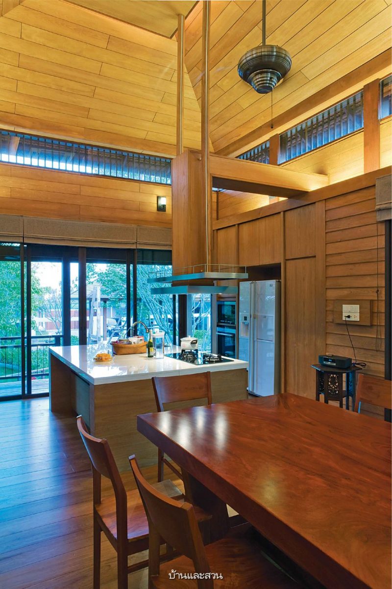 บ้านโมเดิร์นสไตล์ไทย โอบล้อมไว้ด้วยความอบอุ่นและร่มเย็น