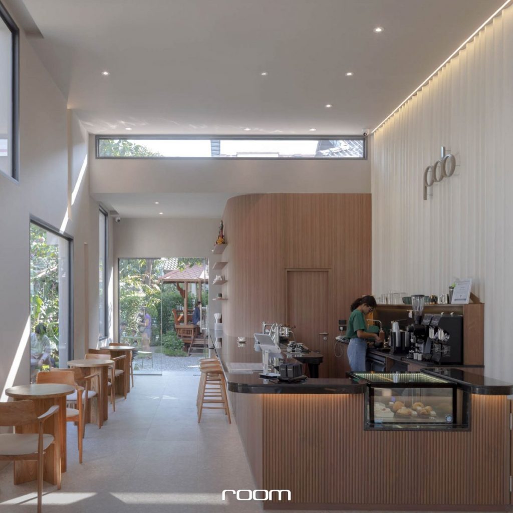 POB Coffee & Living Space คาเฟ่สุทธิสาร อบอุ่นละมุนด้วยเส้นโค้ง